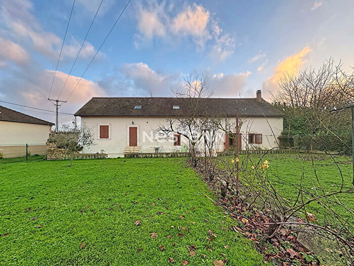 Maison à vendre - Fresnoy-en-Thelle - 8 pièces - 5 chambres