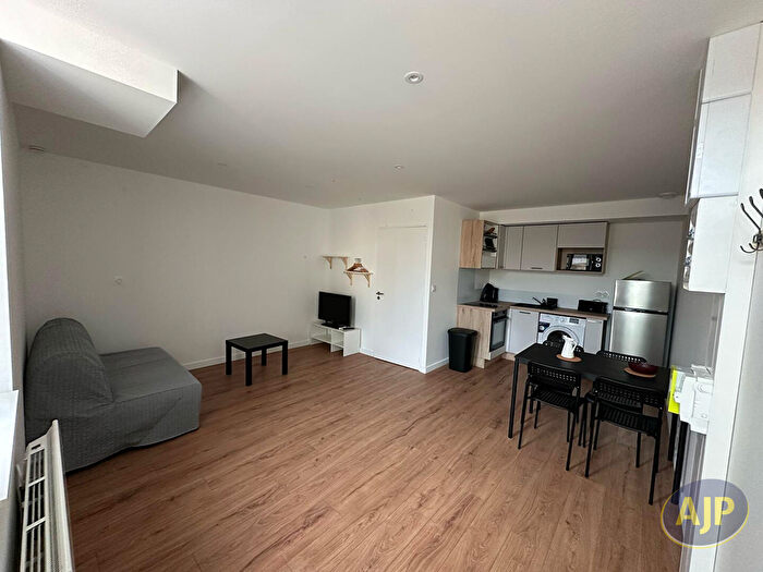 Appartement 1 pièce à louer à Châteaubriant, Centre-ville, Gare