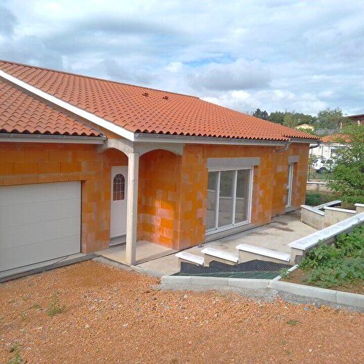 Maison à louer - Saint-Symphorien-de-Lay - 3 pièces - 2 chambres