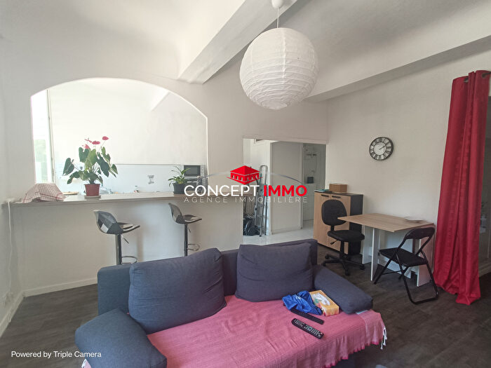 Appartement à vendre - Belgentier - 2 pièces - 1 chambre