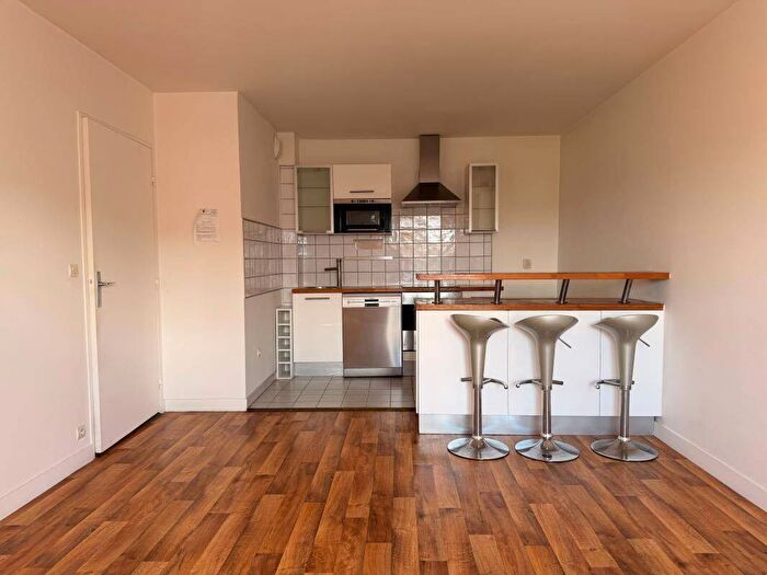 Armée Leclerc-Henri Dunant, Savigny-sur-Orge : Appartement 2 pièces à louer