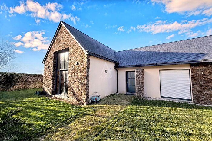 Maison à vendre - Rochefort-sur-Loire - 7 pièces - 4 chambres