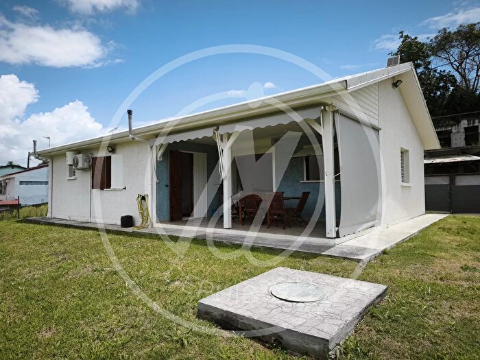 Maison 4 pièces à louer à Baie-Mahault