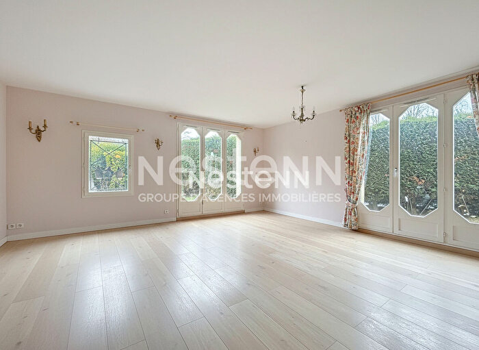 Maison à vendre - Montigny-le-Bretonneux, Le Village - 6 pièces - 4 chambres