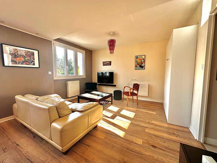 Appartement 2 pièces à vendre à Rezé, Pont Rousseau