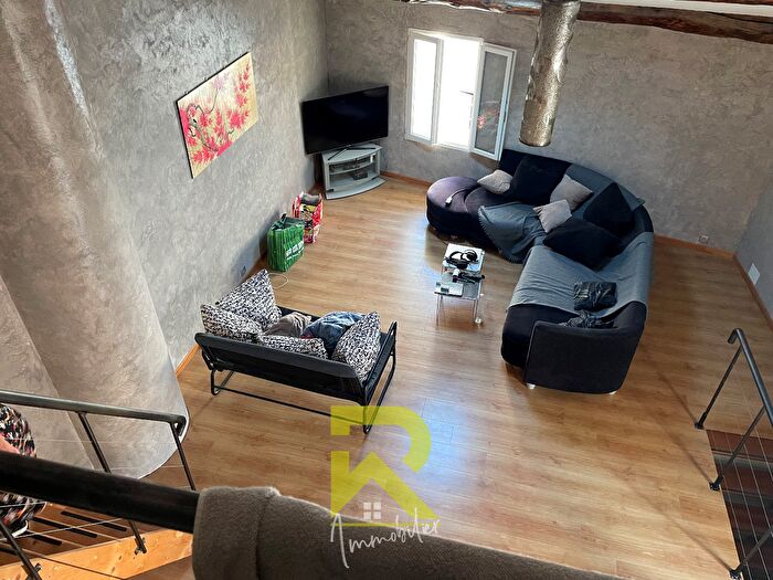 Maisons à vendre et appartements à louer - 1