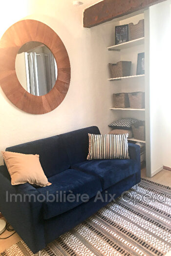 Appartement à louer - Aix-en-Provence, Centre-ville - 1 pièce