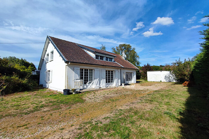Maison 8 pièces à Beaumont-le-Roger, à vendre