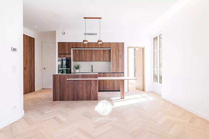 Appartement à vendre - Nice, Libération - 3 pièces - 3 chambres