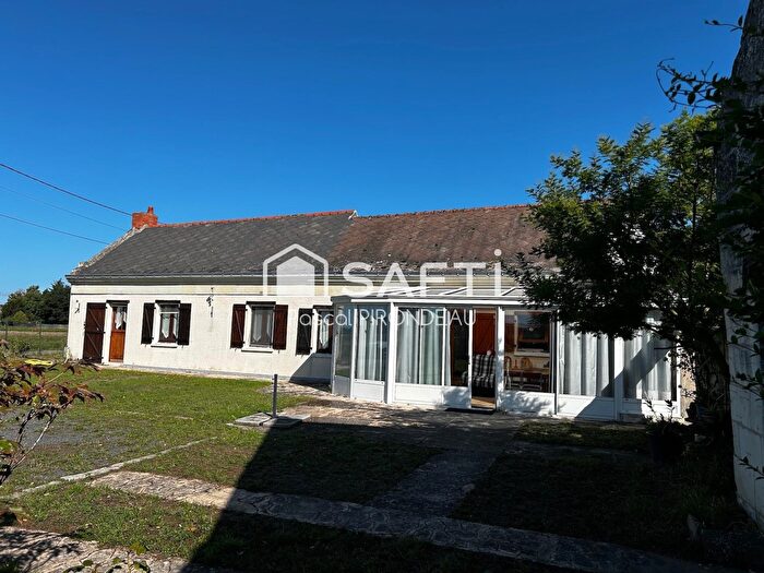 Maison à vendre - Chouzé-sur-Loire - 7 pièces - 5 chambres