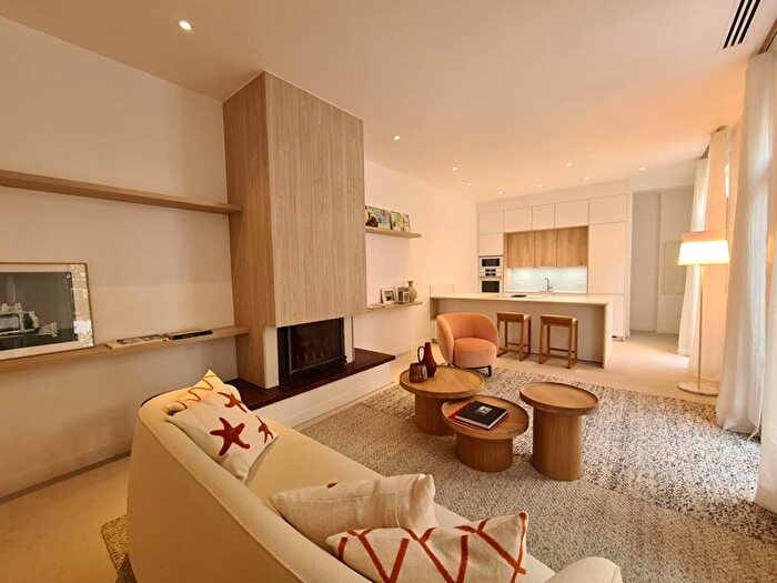 Maison à vendre - Cannes, Centre-ville - 4 pièces - 3 chambres