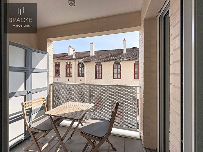 Appartement à louer - Faubourg de lArche, Courbevoie - 3 pièces - 2 chambres