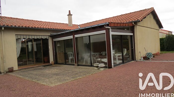 Maison à vendre - Saint-Léger-sous-Cholet - 5 pièces - 3 chambres