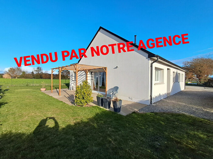 Maison à vendre - Loigné-sur-Mayenne - 7 pièces - 4 chambres