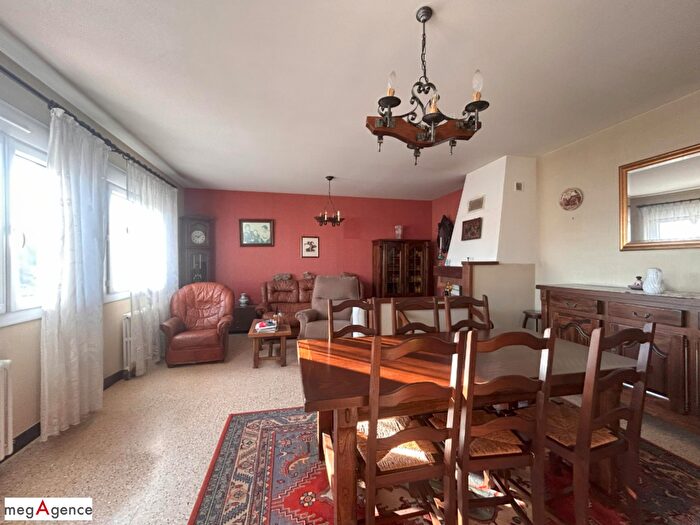 Maison à vendre - Selles-sur-Cher - 5 pièces - 3 chambres