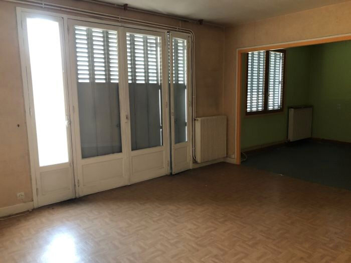 Appartement à vendre - Tulle, Gare, Rive Gauche, Condamines, Marquisat - 3 pièces - 2 chambres