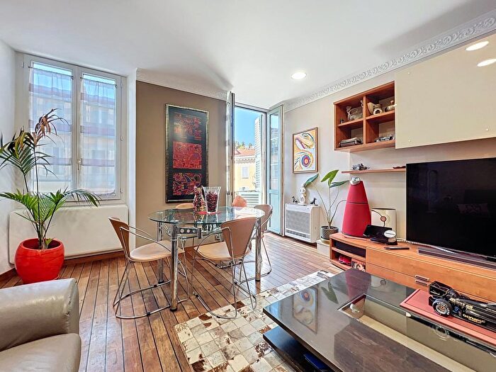 Appartement à vendre - Nice, Le Port - 3 pièces - 2 chambres