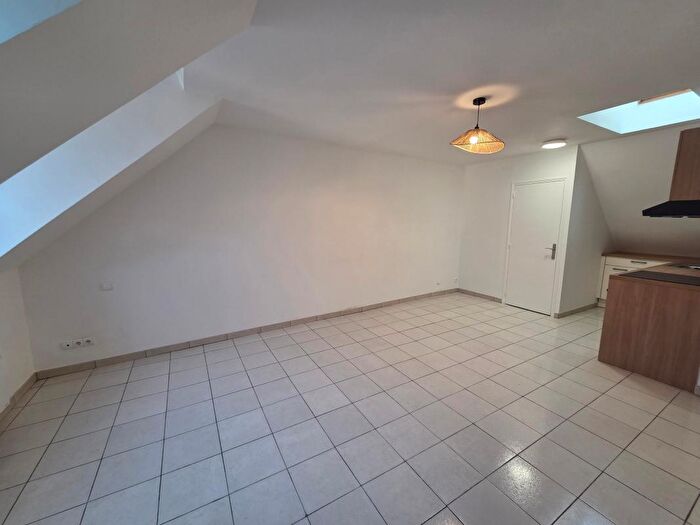 Appartement à louer - Nemours, Centre-ville - 2 pièces - 1 chambre