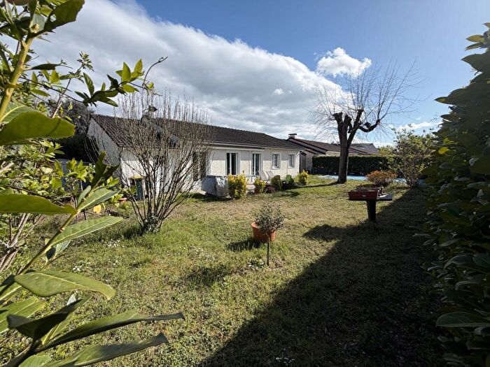 Maison à vendre - Meyzieu, Nord Ouest - 5 pièces - 3 chambres