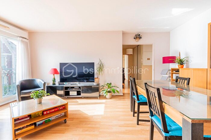 Appartement à vendre - Antony, Croix de Berny - 3 pièces - 2 chambres