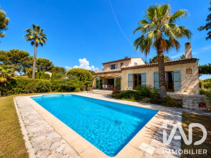 Valbonne, Ile Verte - Maison 6 pièces à vendre