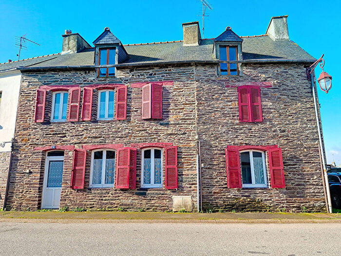 Maison à vendre - Campénéac - 8 pièces - 5 chambres
