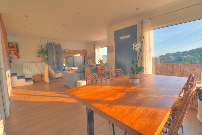 Maison à vendre - Vallauris, Le Val dOr, Fournas, Ferratone - 4 pièces - 3 chambres