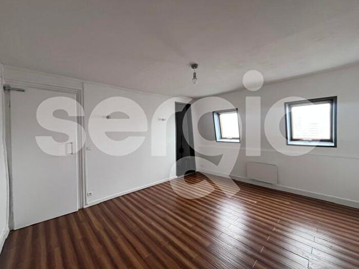 Appartement 2 pièces à louer à Lille, Centre-ville, Euralille