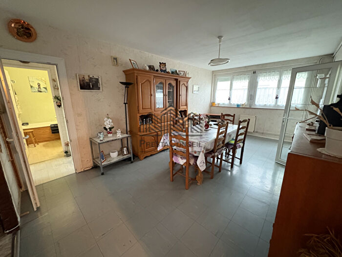 Appartement à vendre - Caudebec-lès-Elbeuf - 3 pièces - 1 chambre