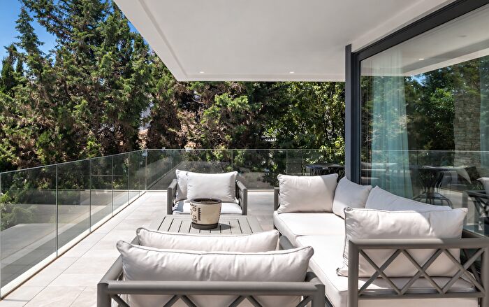 Appartement à vendre - Marseille e , Bonneveine - 4 pièces - 3 chambres