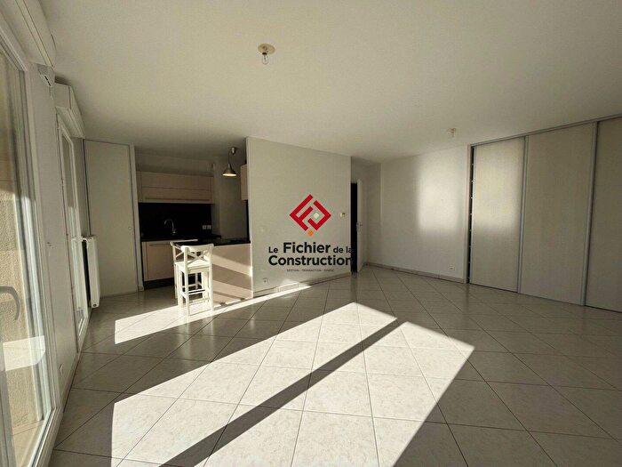 Appartement 3 pièces à louer à Corbonne-Centre-Maréchaux, Saint-Ismier