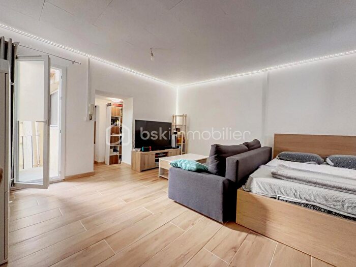 Apt - Appartement 1 pièce à vendre