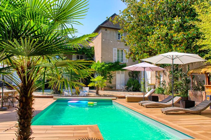 Maison 8 pièces à vendre à La Chapelle-de-Guinchay