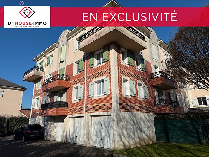Savigny-le-Temple, Plessis-le-Roi : Appartement 3 pièces à vendre
