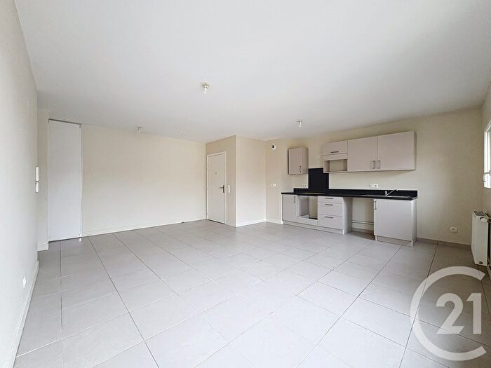 Appartement à louer - Lyon e  - 3 pièces - 2 chambres