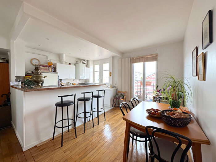 Appartement 5 pièces à Asnières-sur-Seine, Centre-ville, à vendre