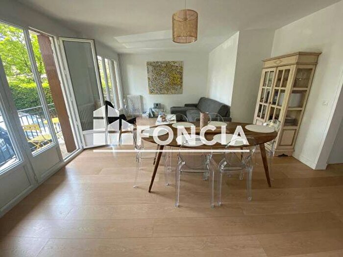 Maison à louer - Pontel, Saint-Germain-en-Laye - 6 pièces - 4 chambres