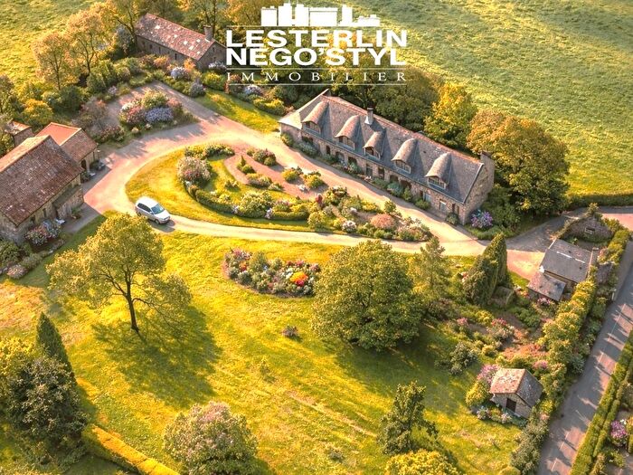 Maison à vendre - Montivilliers - 8 pièces - 4 chambres