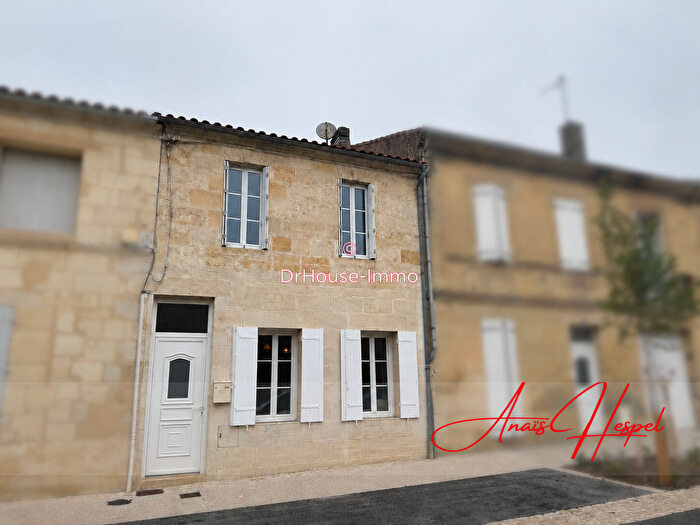 Maison 4 pièces à Sauveterre-de-Guyenne, à vendre