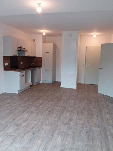 Centre Est Sud, Dammartin-en-Goële : Appartement 2 pièces à louer