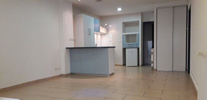 Appartement 2 pièces à Le Brezet, Clermont-Ferrand, à louer