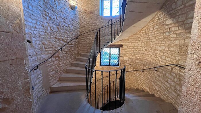 Saint-Gengoux-le-National - Maison 9 pièces à vendre