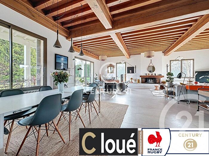 Maison à louer - Tassin-la-Demi-Lune - 9 pièces - 5 chambres