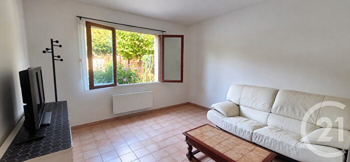 Brie-Comte-Robert, Centre-ville : Appartement 2 pièces à louer