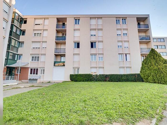 Appartement à louer - Zone Rurale Nord, Bagnols-sur-Cèze - 4 pièces - 3 chambres