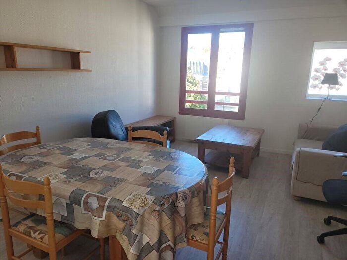 Appartement à louer - Vieux Boulogne, Boulogne-sur-Mer - 2 pièces - 1 chambre