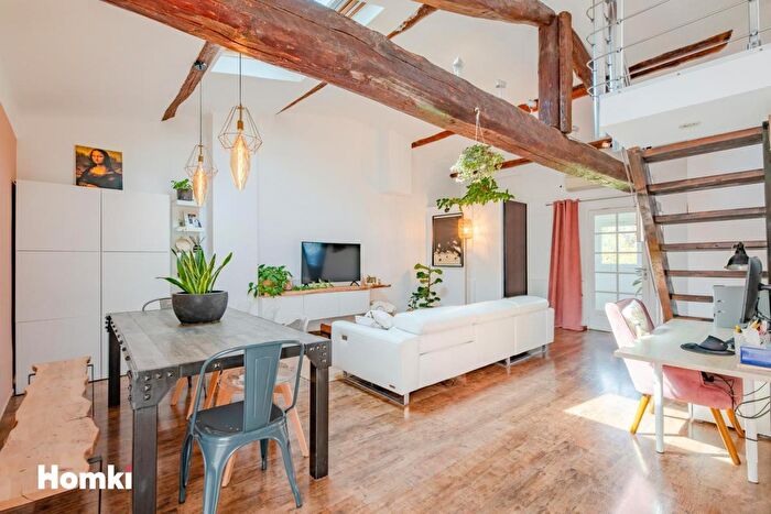 Maisons à vendre et appartements à louer - 1