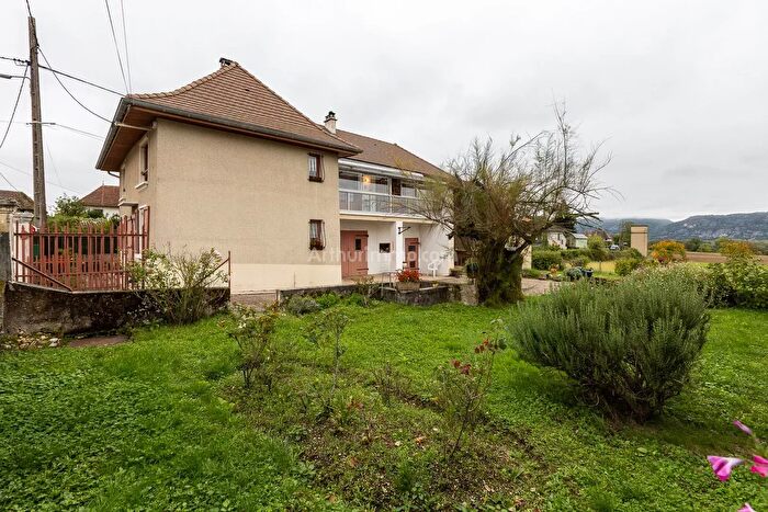 Maison à vendre - Les Avenières - 5 pièces - 4 chambres