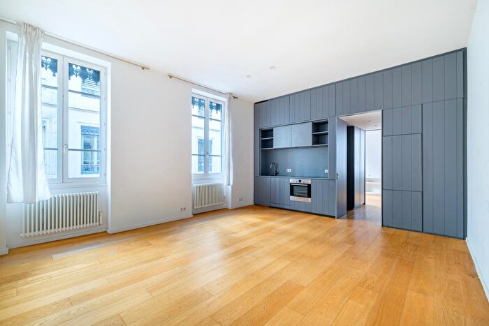 Lyon 1er, Bas des Pentes, Presqu'île - Appartement 2 pièces à vendre