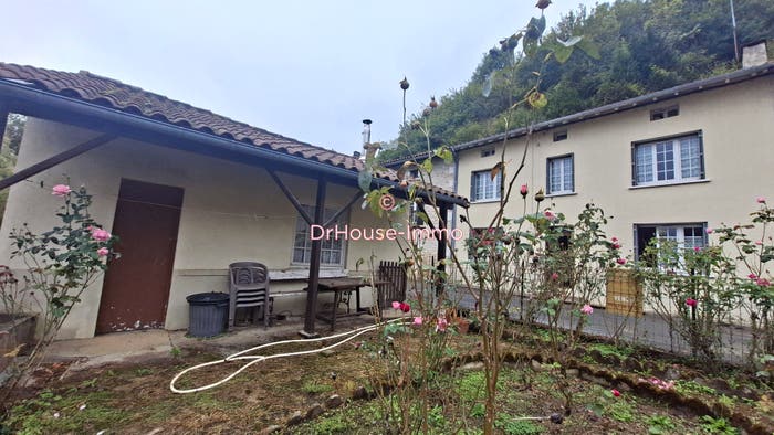 Saint-Front-la-Rivière : Maison 4 pièces à vendre